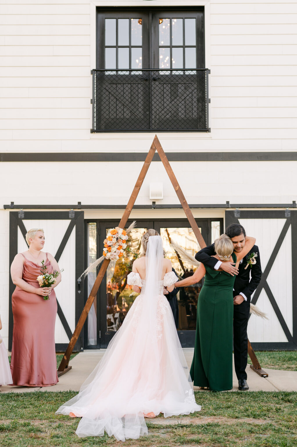 Rustic Fall Wedding in Manassas, Virginia ...