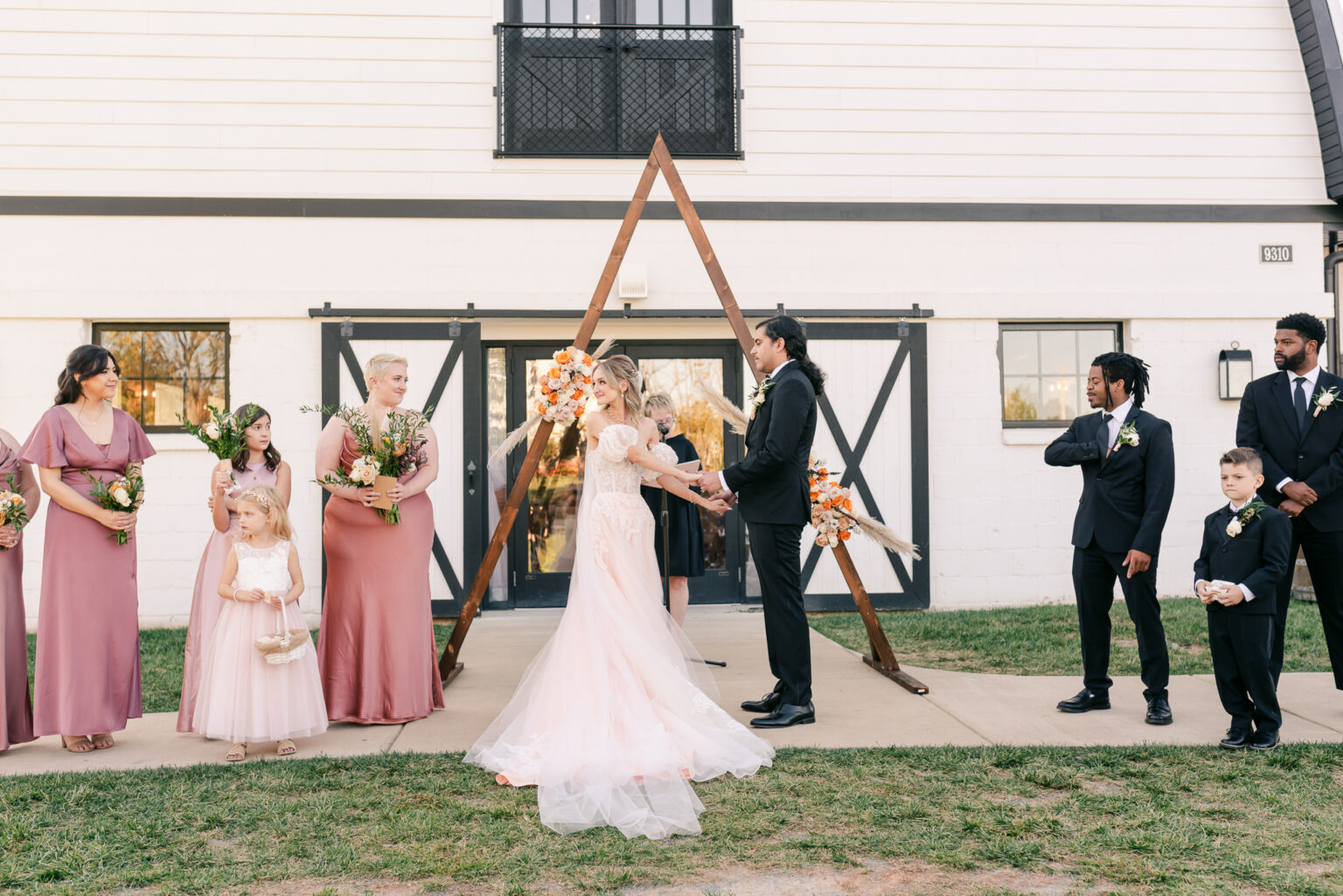 Rustic Fall Wedding in Manassas, Virginia ...