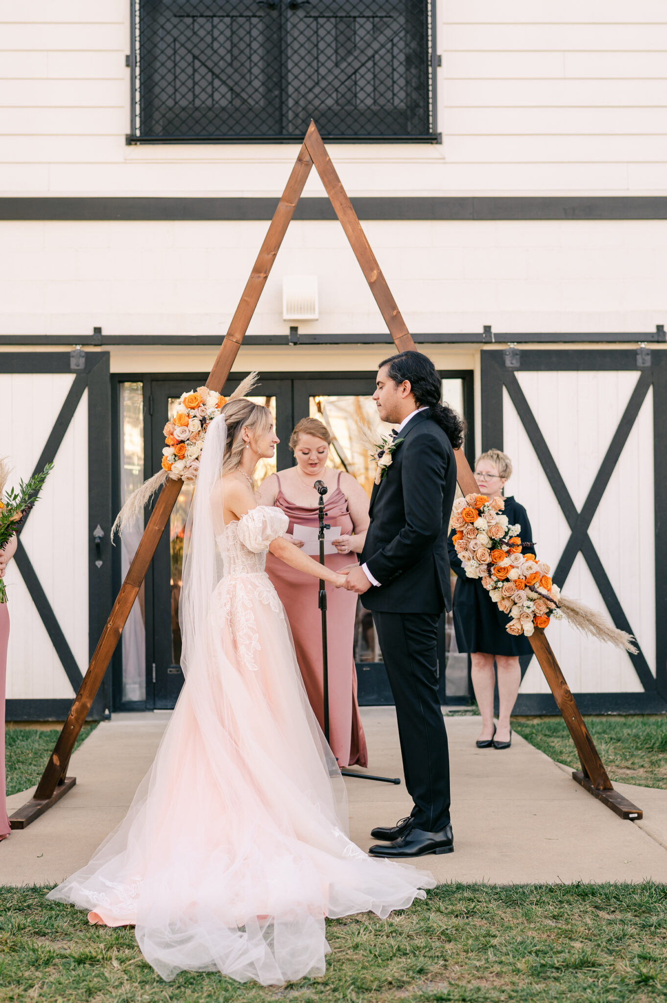 Rustic Fall Wedding in Manassas, Virginia ...